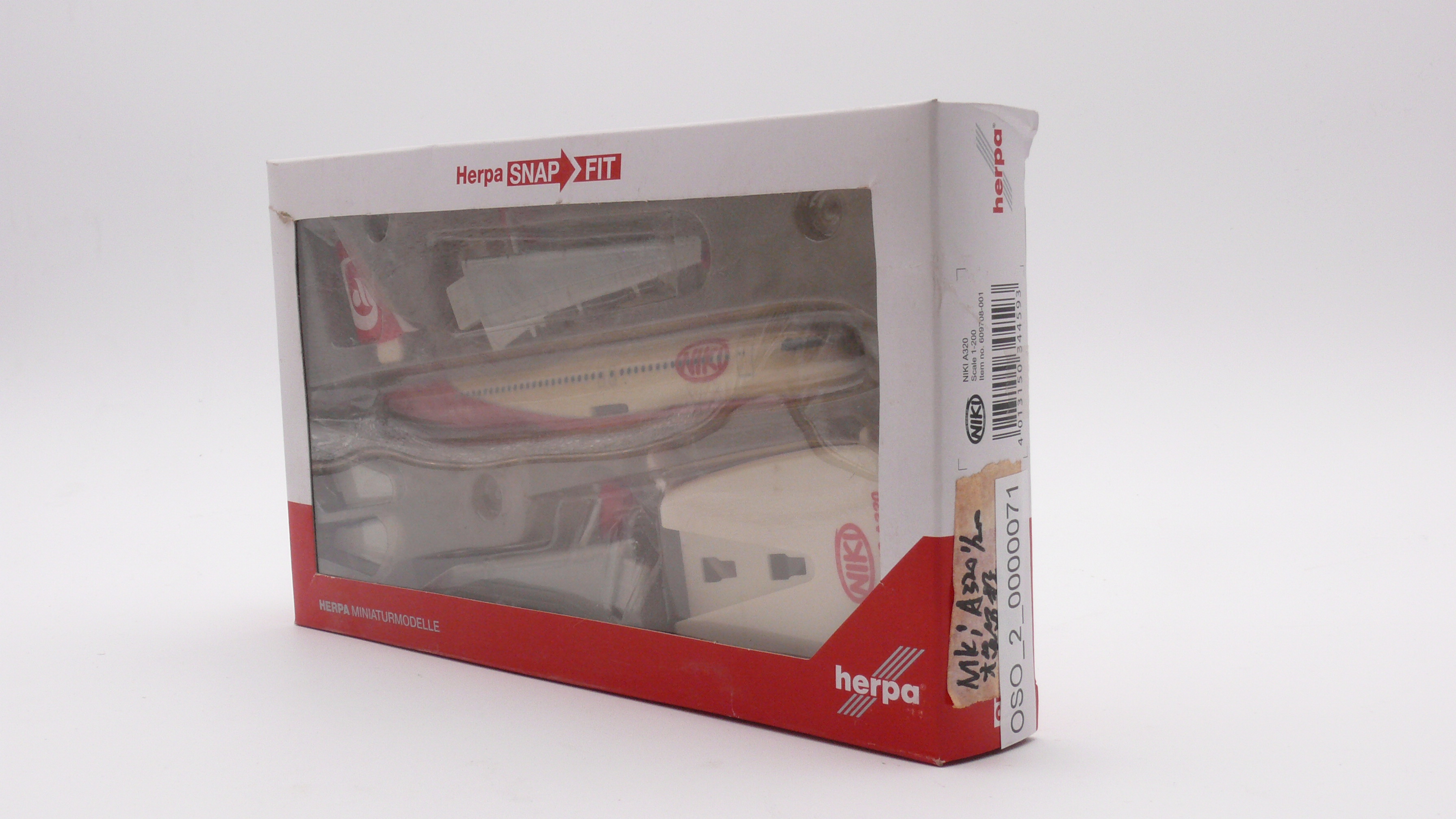 Herpa 609708-001 Airbus A320 NIKI OE-LEY 1:200 | OSO_2_0000071